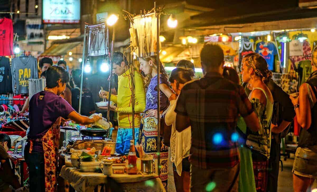 Pai Walking Street - Thailändischer Urlaub