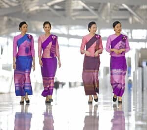 Chut Thai: Experience the Beauty and Elegance of Thailand's Traditional Dress - Thai Holidays